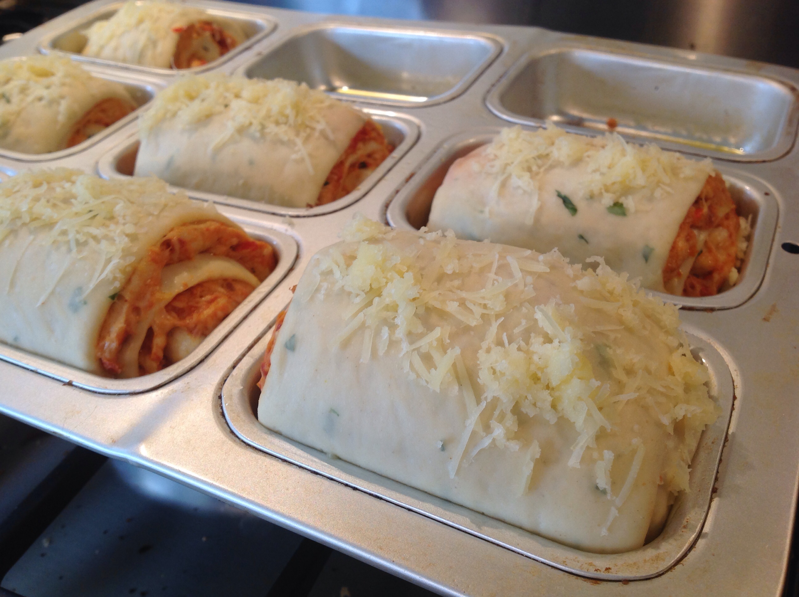 Sun-dried tomato & basil bread – Phil's Home Kitchen