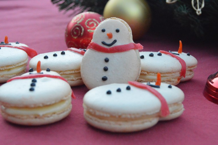 Ginger snowmen macarons – Phil's Home Kitchen