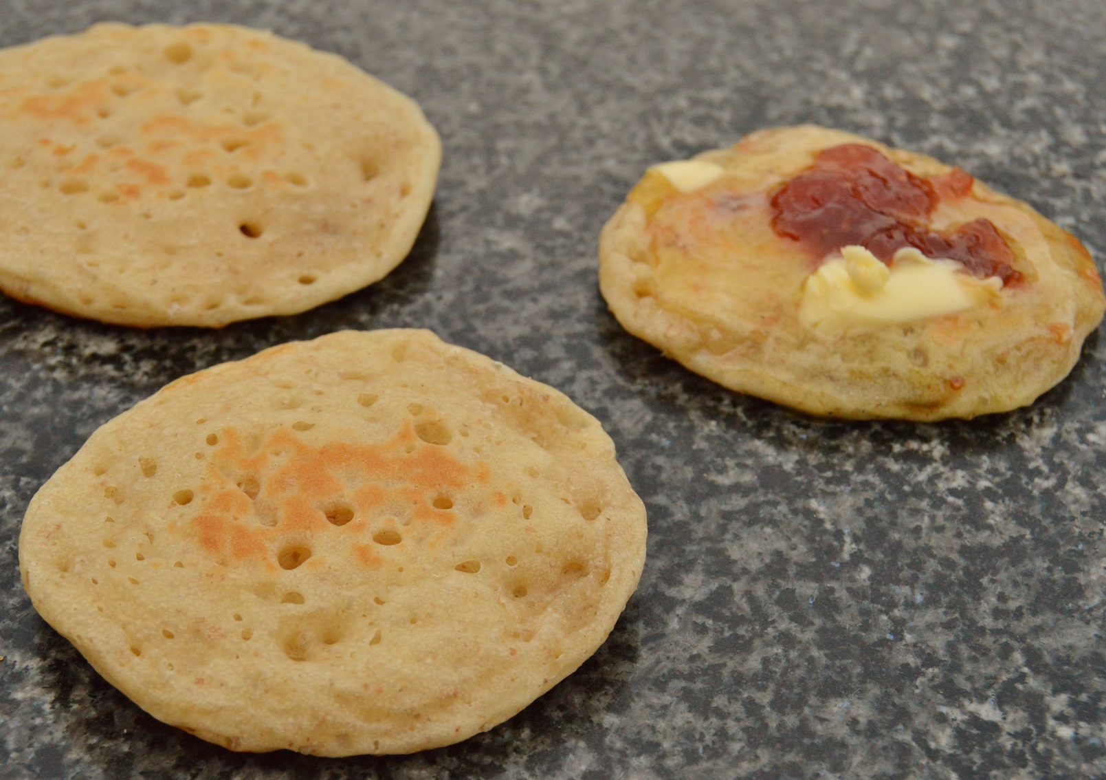 30-minute sourdough crumpets – Phil's Home Kitchen