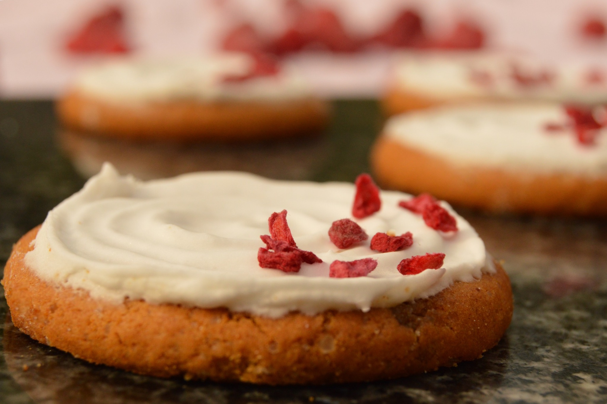 Simple ginger & lemon iced biscuits – Phil's Home Kitchen