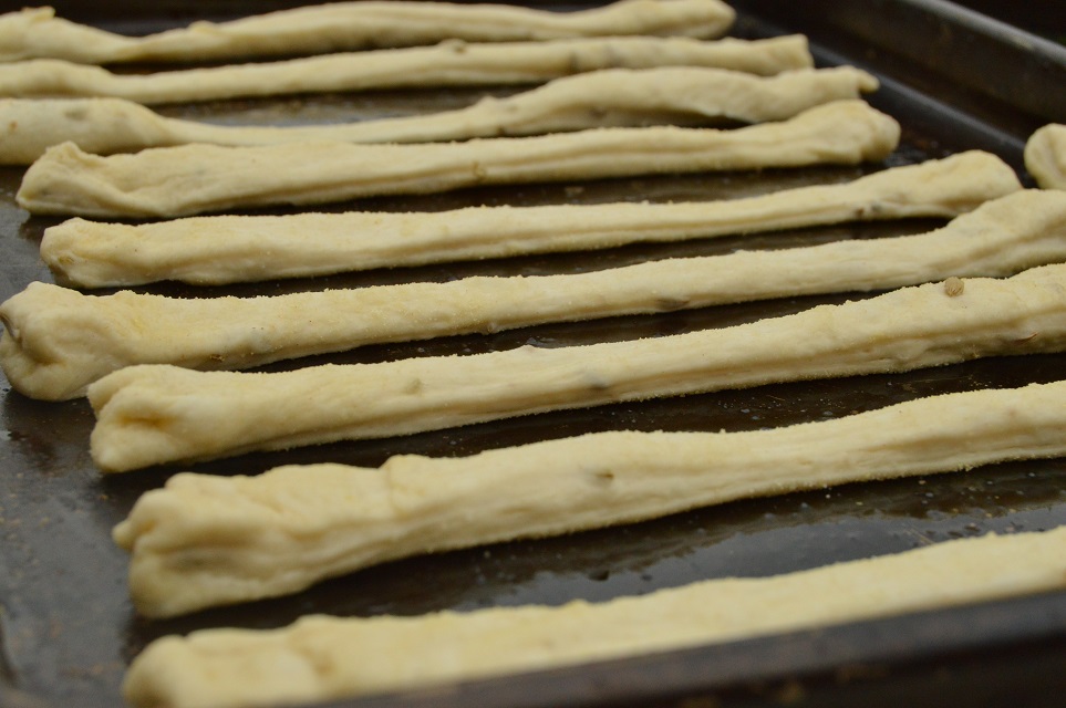 Simple fennel breadsticks – focaccia-style – Phil's Home Kitchen