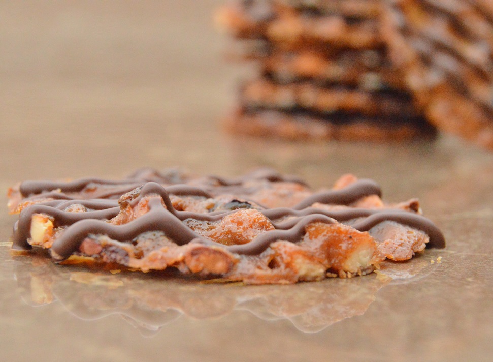 Cashew nut & cocoa nib snaps – Phil's Home Kitchen