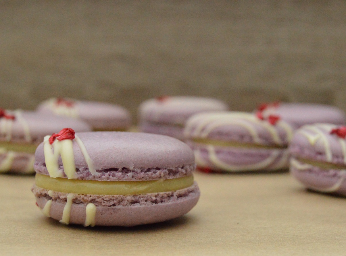 Passionfruit macarons – Phil's Home Kitchen