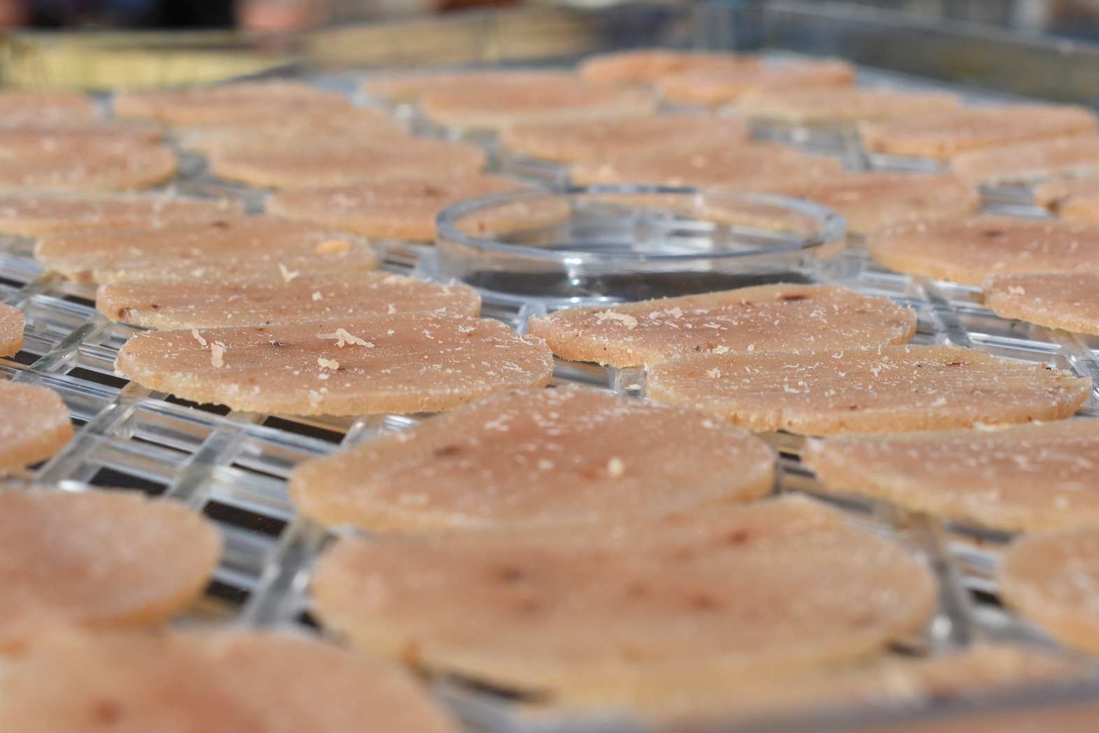 How to make spiced prawn crackers from scratch – Phil's Home Kitchen