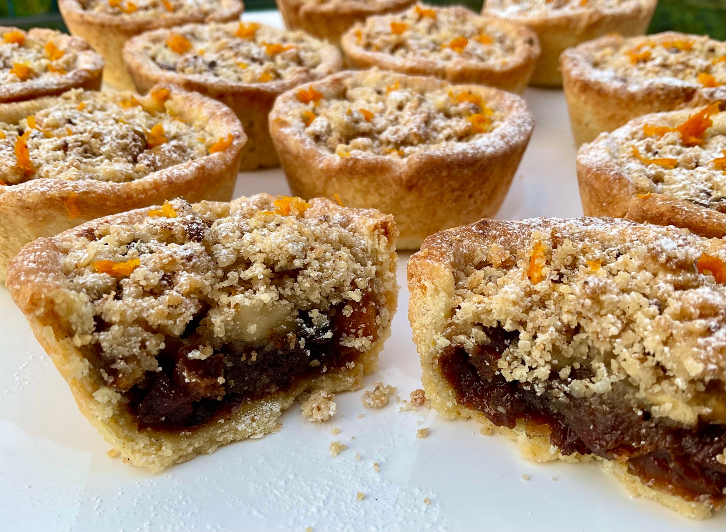 Apple crumble mince pies – Phil's Home Kitchen
